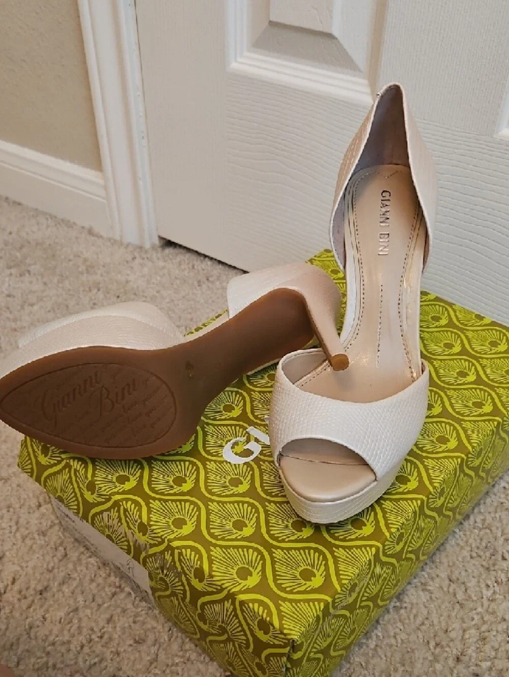Gianni Bini | Shoes | Gianni Bini Cream Peeptoe Platform Stiletto Heels ...